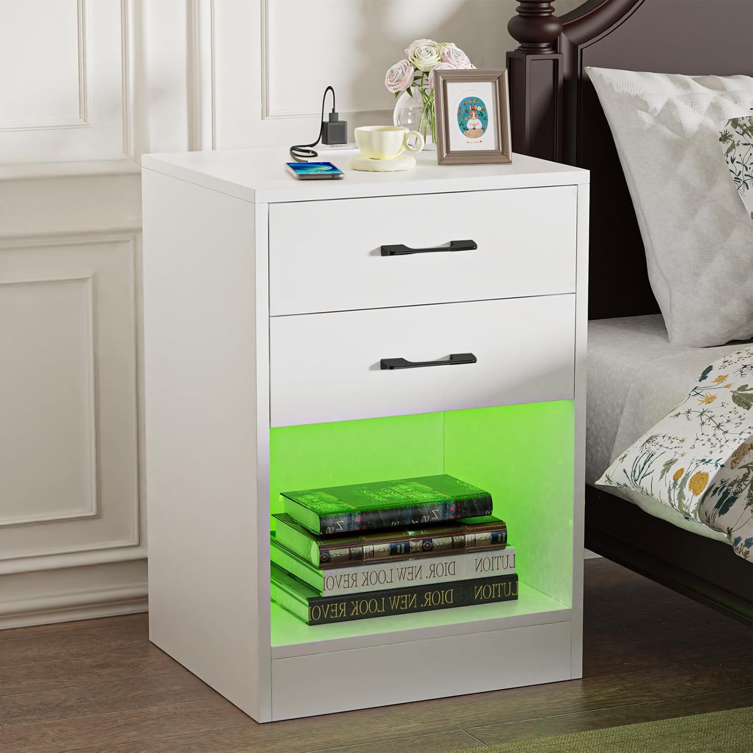 PIPIPOXER Bedside Table White with Socket & USB, Bedside Table LED ...