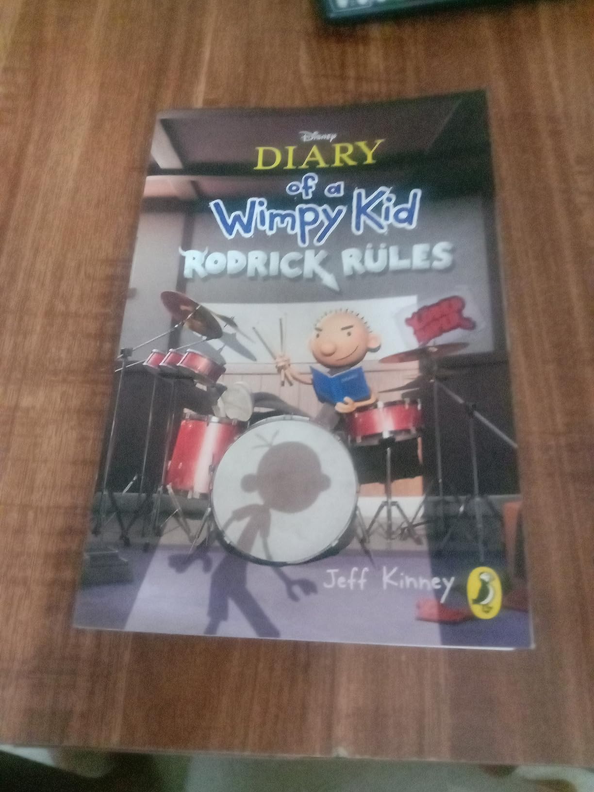 Rodrick Rules: 2 (Diary of a Wimpy Kid, 2) : Kinney, Jeff: Amazon.in: Books