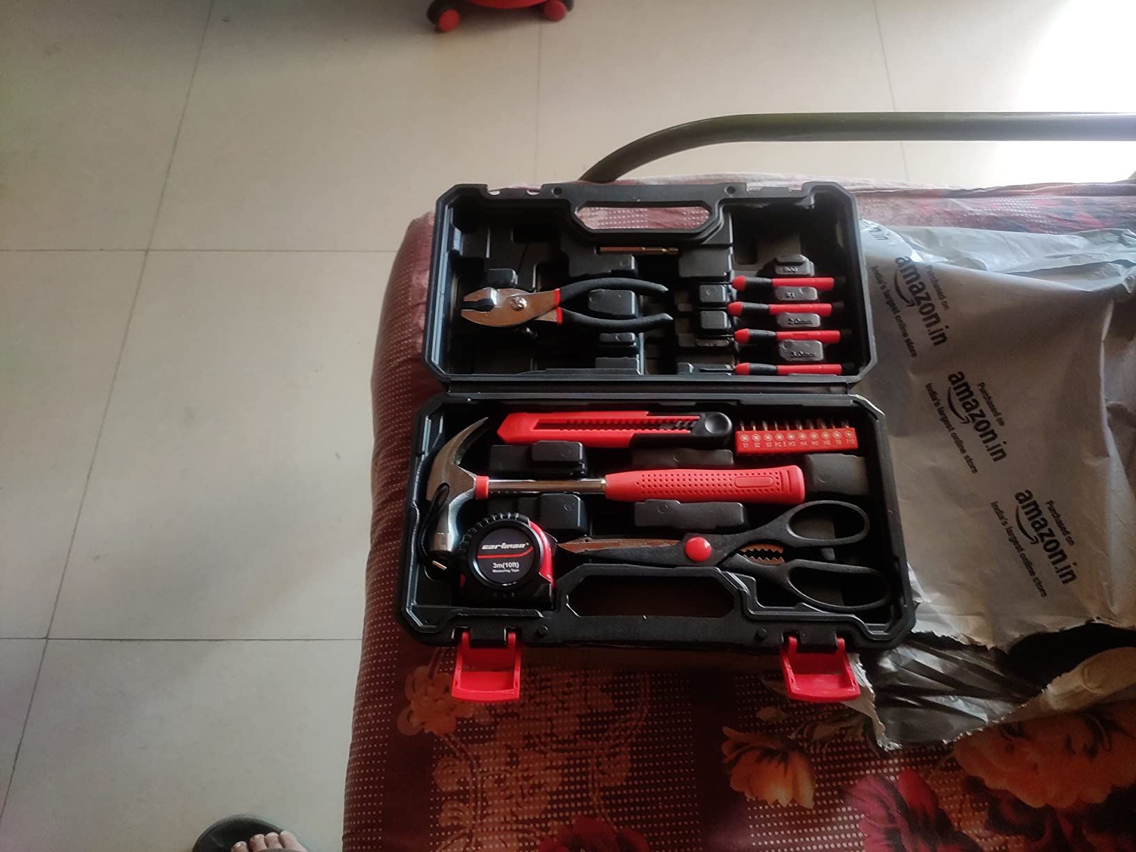 Cartman Tool Kit 126 Piece General Household Hand Tool Set with Solid ...