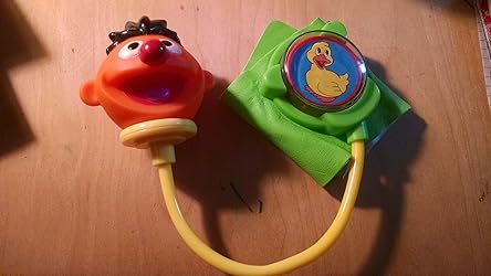 Amazon.com: Fisher-Price Sesame Street Elmo Giggle Medical Kit : Toys ...
