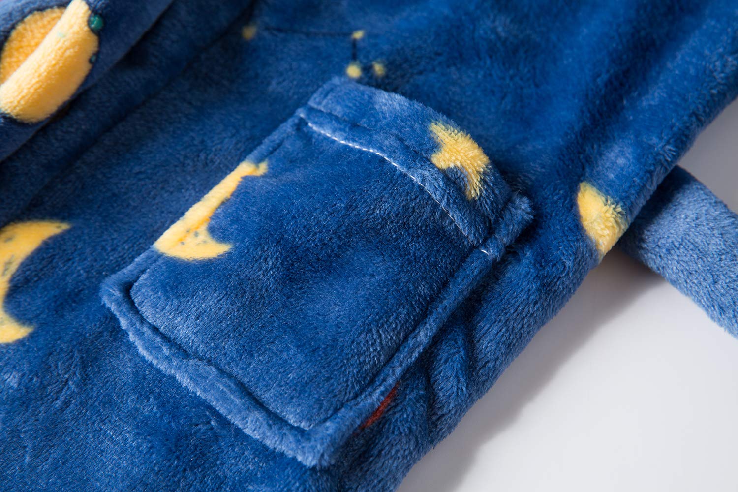 Snapklik.com : Boys Soft Fleece Robes Plush Hooded Bathrobes Sleepwear ...