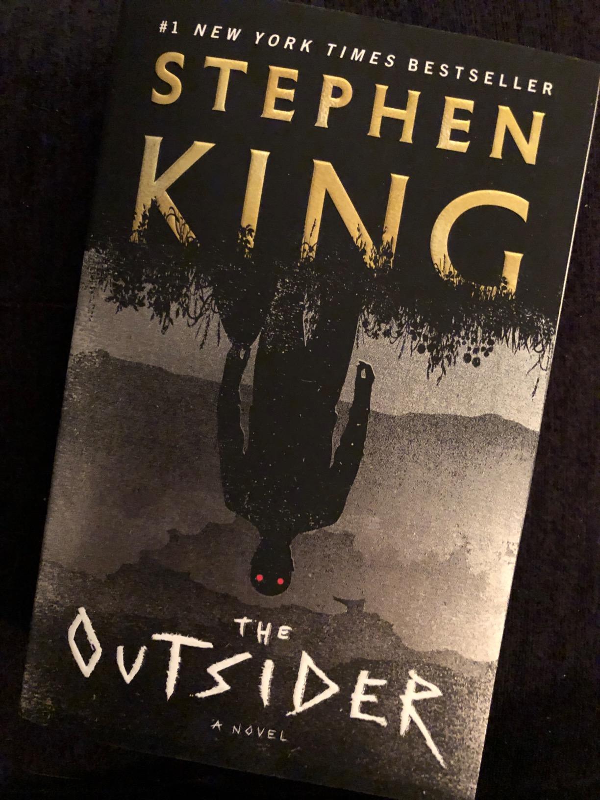 The Outsider: A Novel: King, Stephen: 9781501180989: Books - Amazon.ca