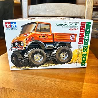 Amazon.co.jp: Tamiya Mini 4WD Mercedes-Benz Unimog YB : Toys & Games