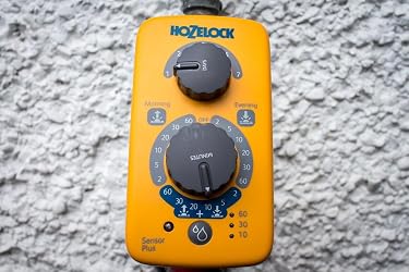 HOZELOCK - Watering Timer Sensor Controller Plus : Automatic and Easy ...