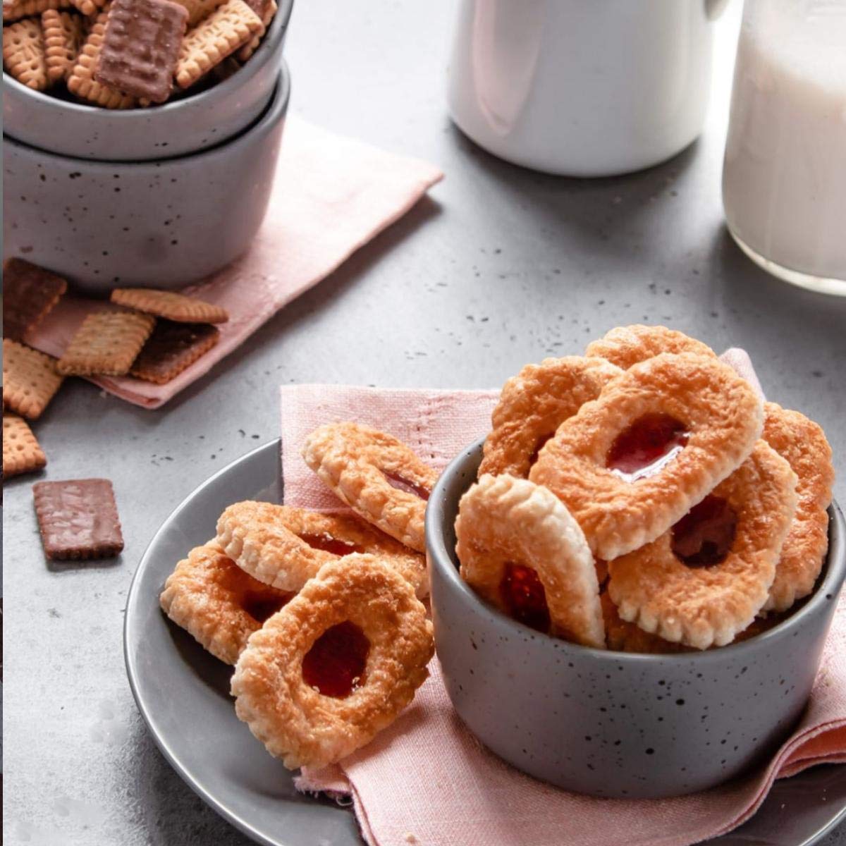 Buy Bahlsen Deloba Red Currant Cookies (1 box) - Sweet & delicate ...