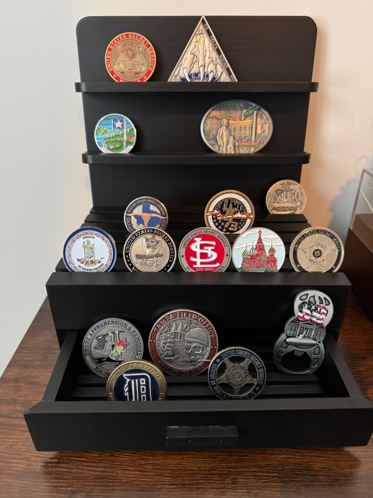 Amazon.com: Wood Challenge Coin Display Holder Holds 100 Coins for Desk ...