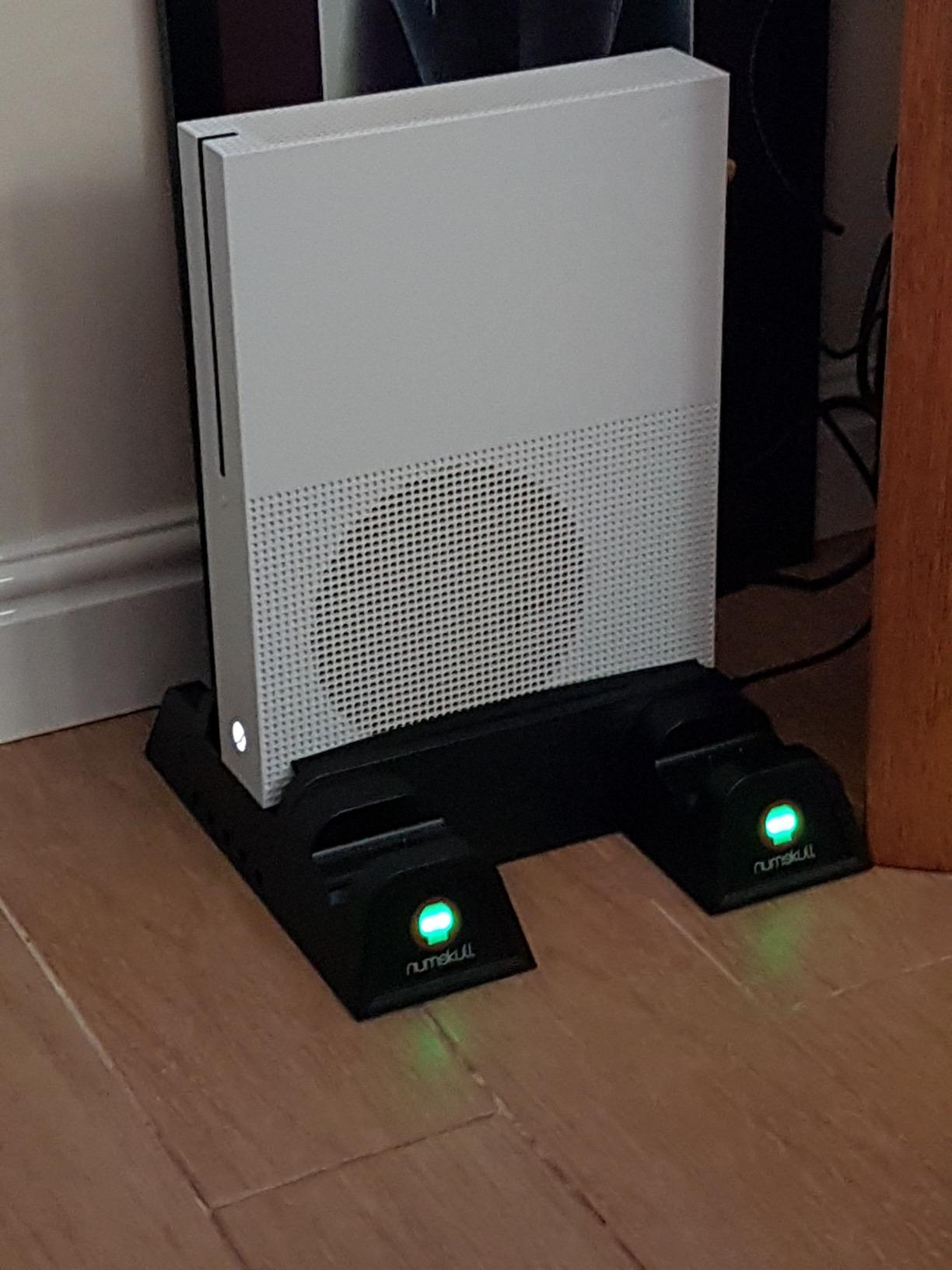 Numskull Xbox One Docking Station Accessory, Xbox One Console Stand ...