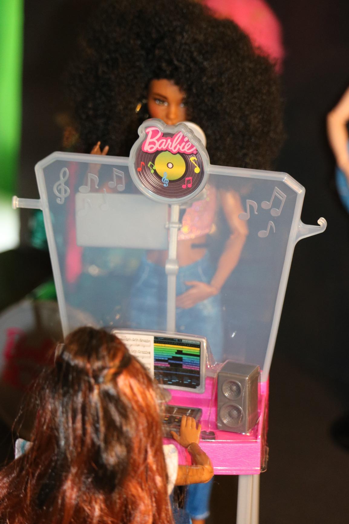 Amazon.com: Barbie Career Places Playsets - Musician Recording Studio ...