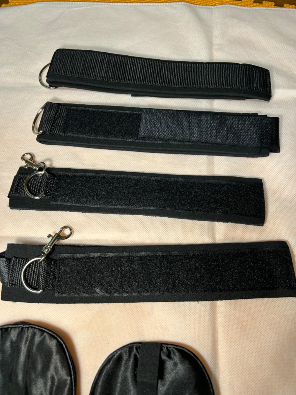 Amazon.co.jp: Sexyhot SM Goods, SM Restraints, M-Shaped Leg Cuffs ...