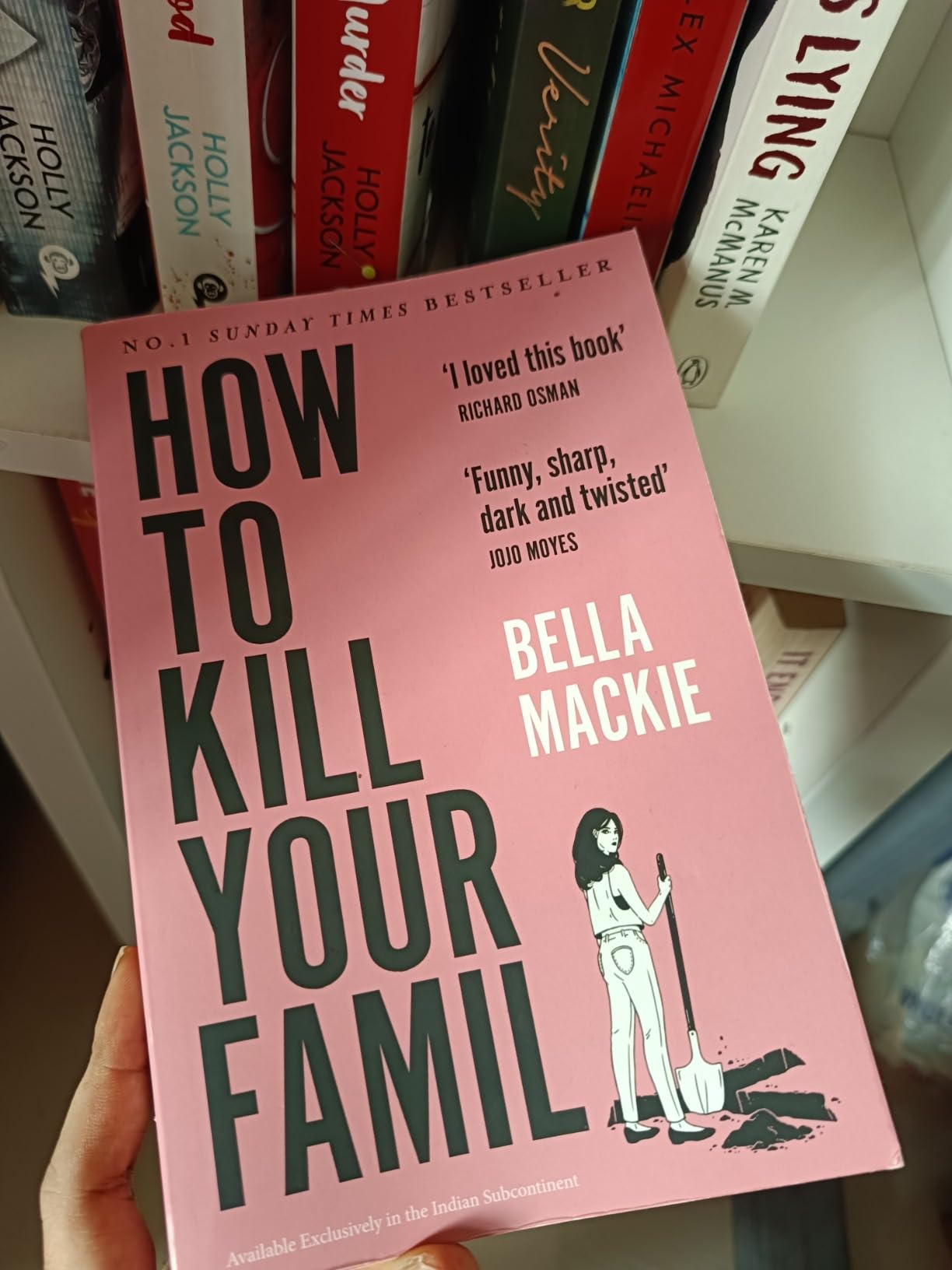 How To Kill Your Family : Mackie, Bella: Amazon.in: Books