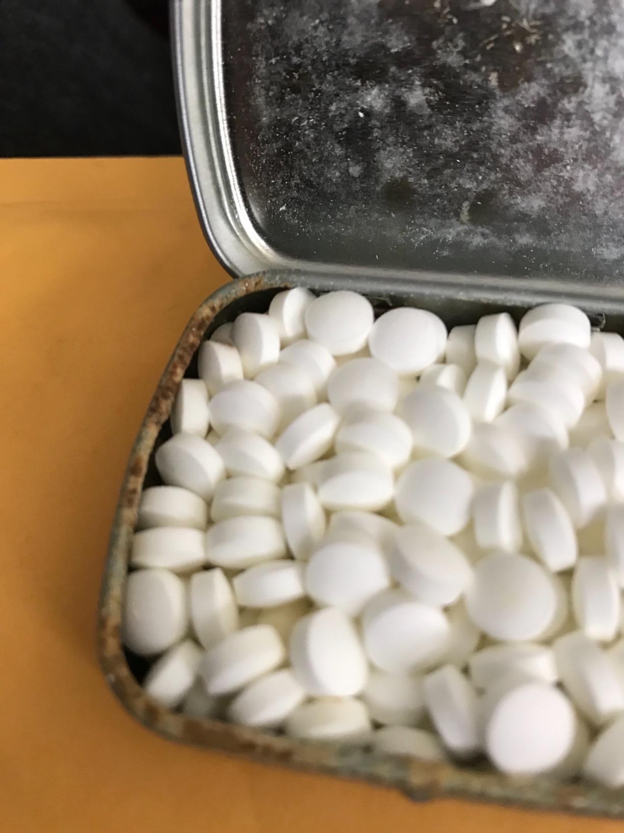 Amazon.com : Trump Make Breath Fresh Again Mints - Trump Gag Gifts ...