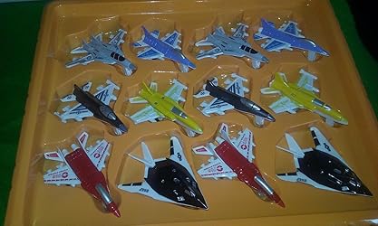 Amazon.com: 12 PCS Fighter Jet Airplane Toys Plastic Military Mini ...