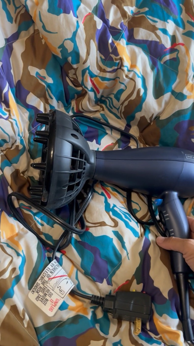 Watch Review on great hair blower with diffuser on Amazon Live