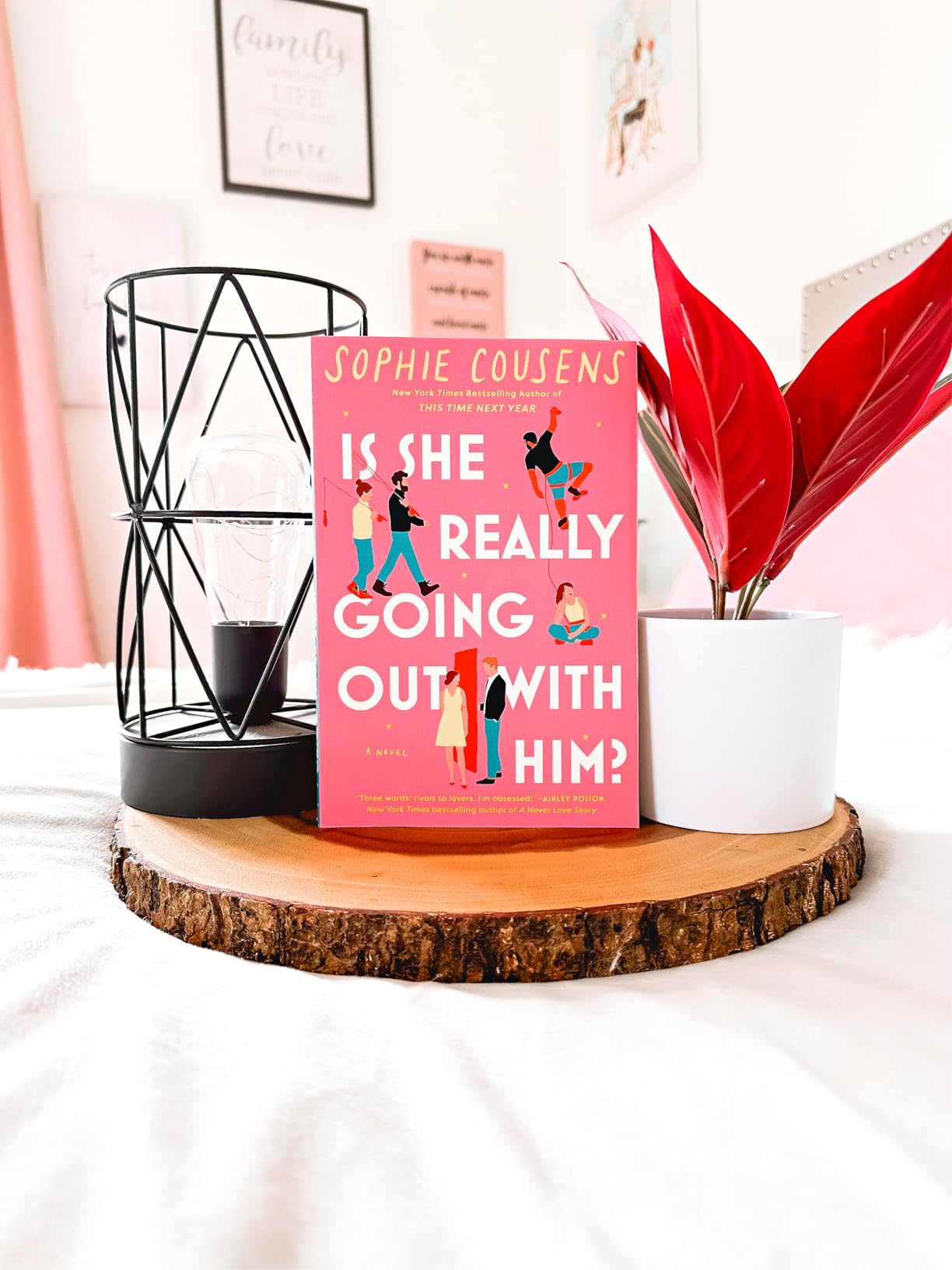 Amazon.com: Is She Really Going Out with Him?: 9780593718902: Cousens ...