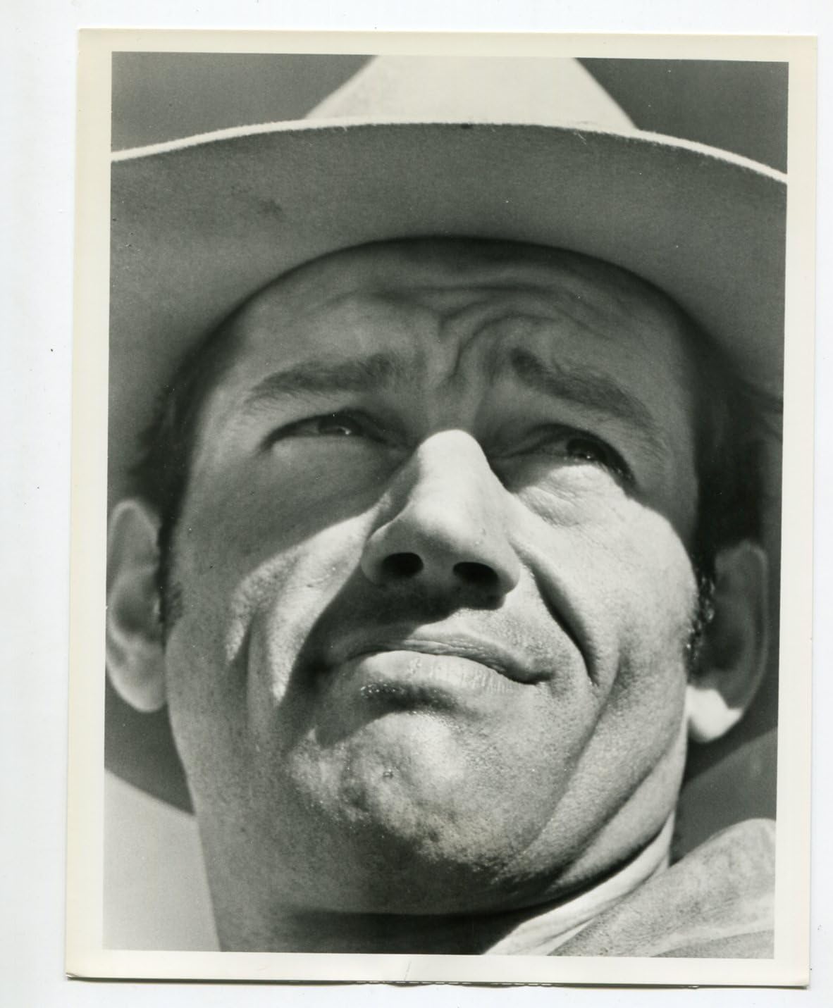 MOVIE PHOTO: Hondo-Ralph Taeger-7x9-B&W-Still-FN at Amazon's ...