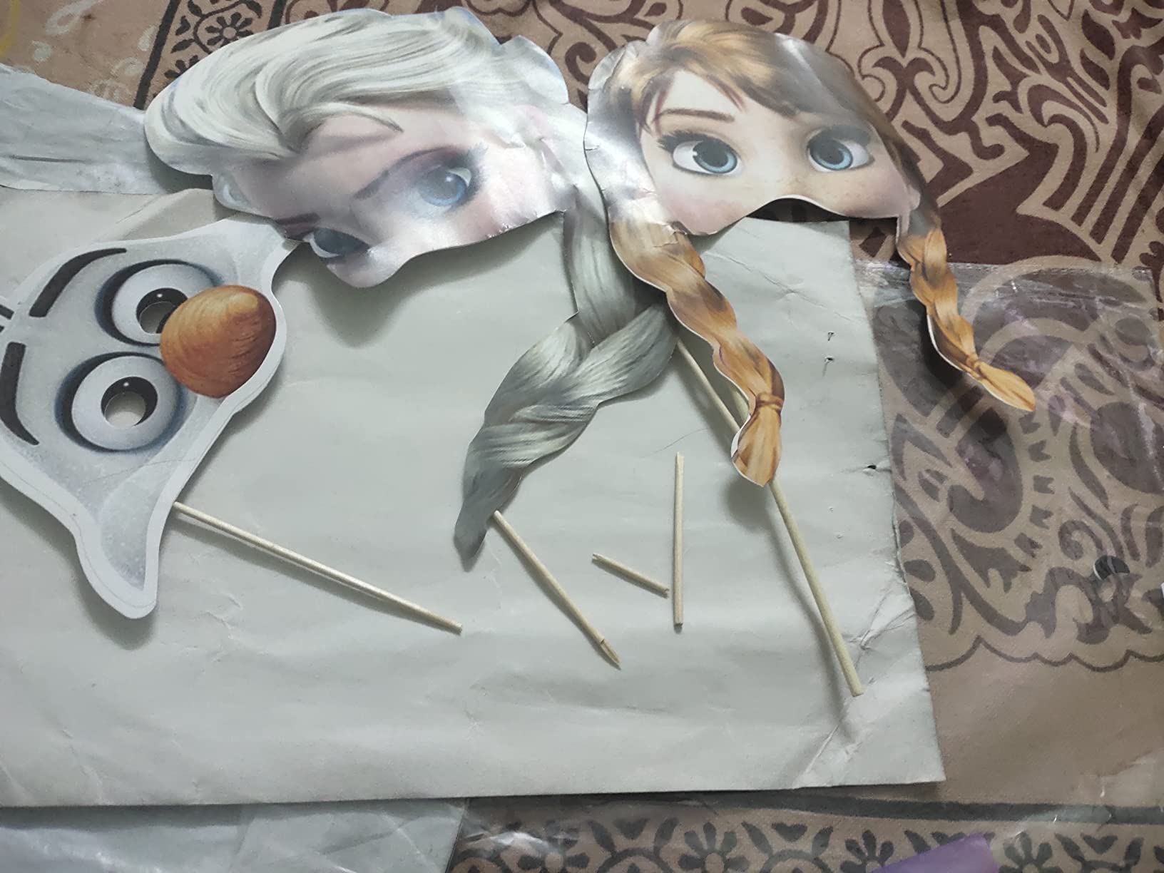 CherishX.com Elsa Frozen Photo Booth Party Props Set of 8 Pieces/Elsa ...