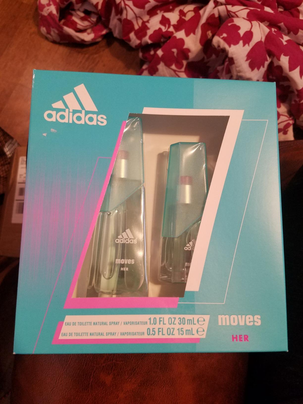 Amazon.com : Adidas Moves for Women Gift Set (Eau De Toliette Spray 1.0 ...