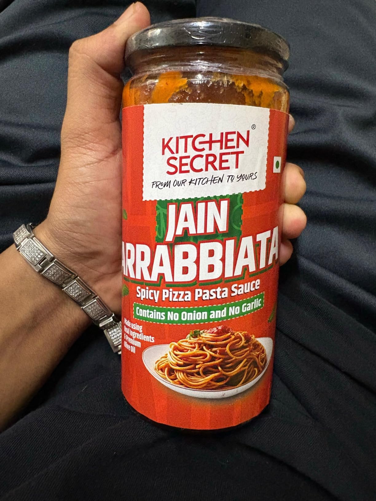 Kitchen Secret Jain Arrabbiata No Onion No Garlic Spicy Red Pizza Pasta ...
