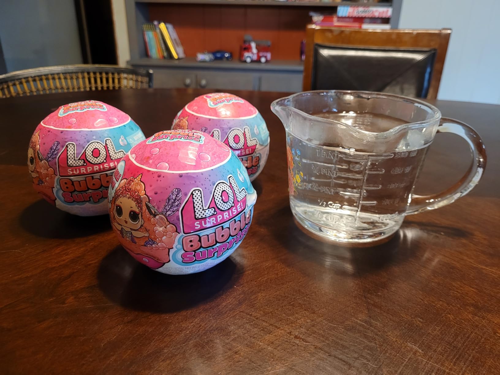 Amazon.com: L.O.L. Surprise! Bubble Surprise Dolls - Collectible Doll ...