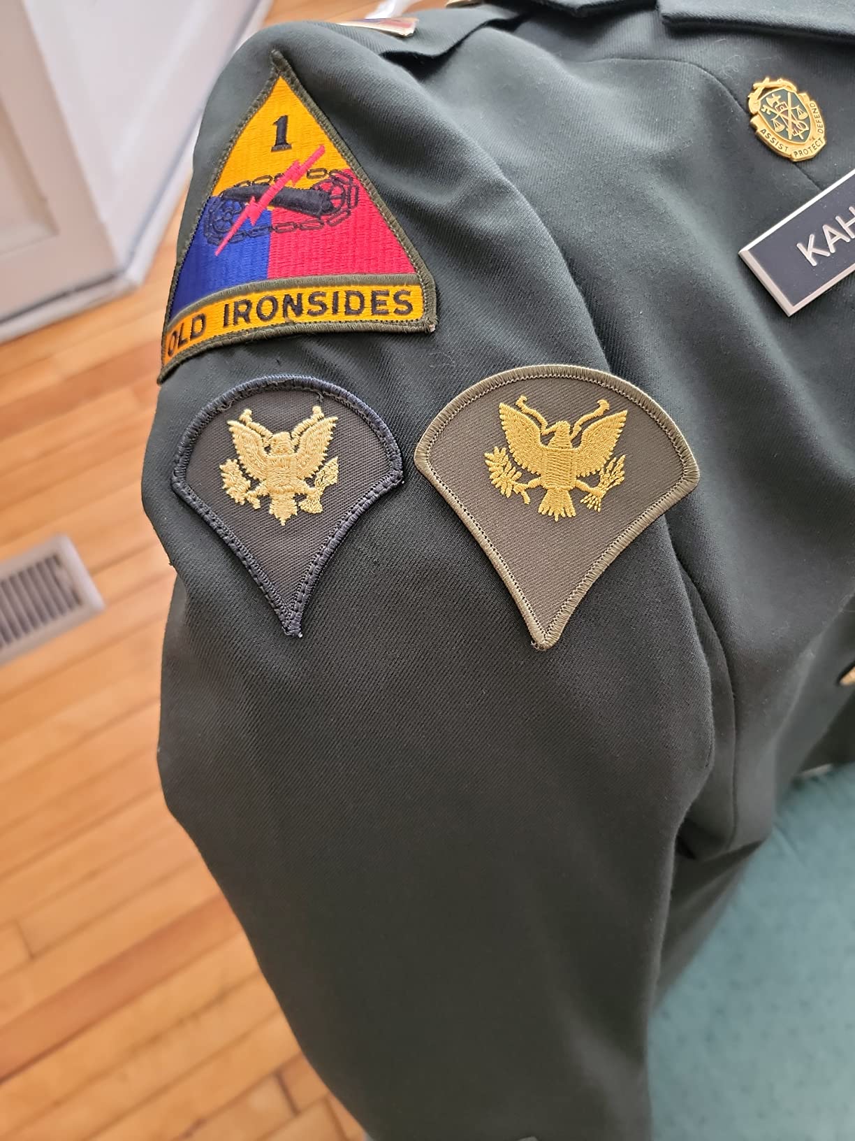 Amazon.com: U.S. Army Specialist E-4 SPC Rank TAB Patch - Color ...