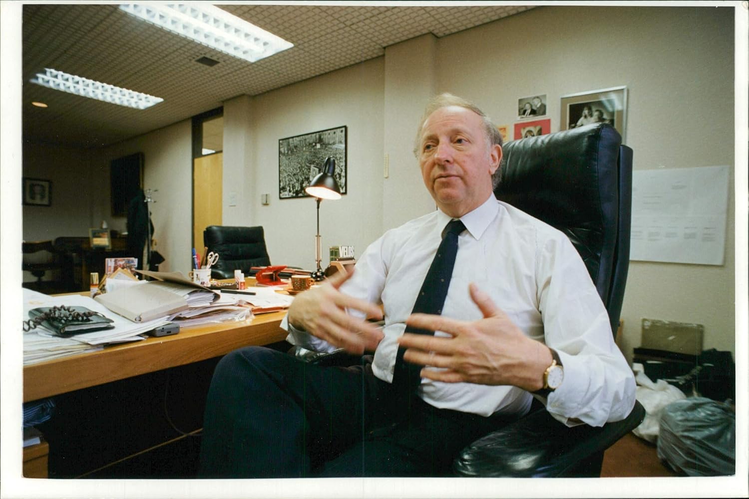 Amazon.com: Vintage photo of Arthur Scargill Political leader. : Home ...