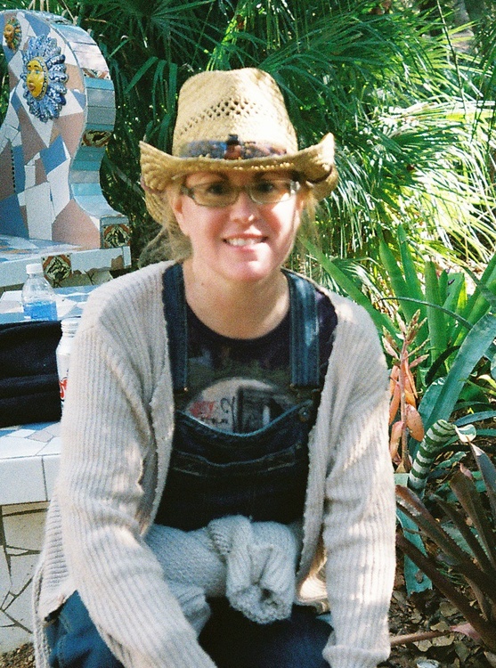 Amazon.com: K.E. Saxon: books, biography, latest update