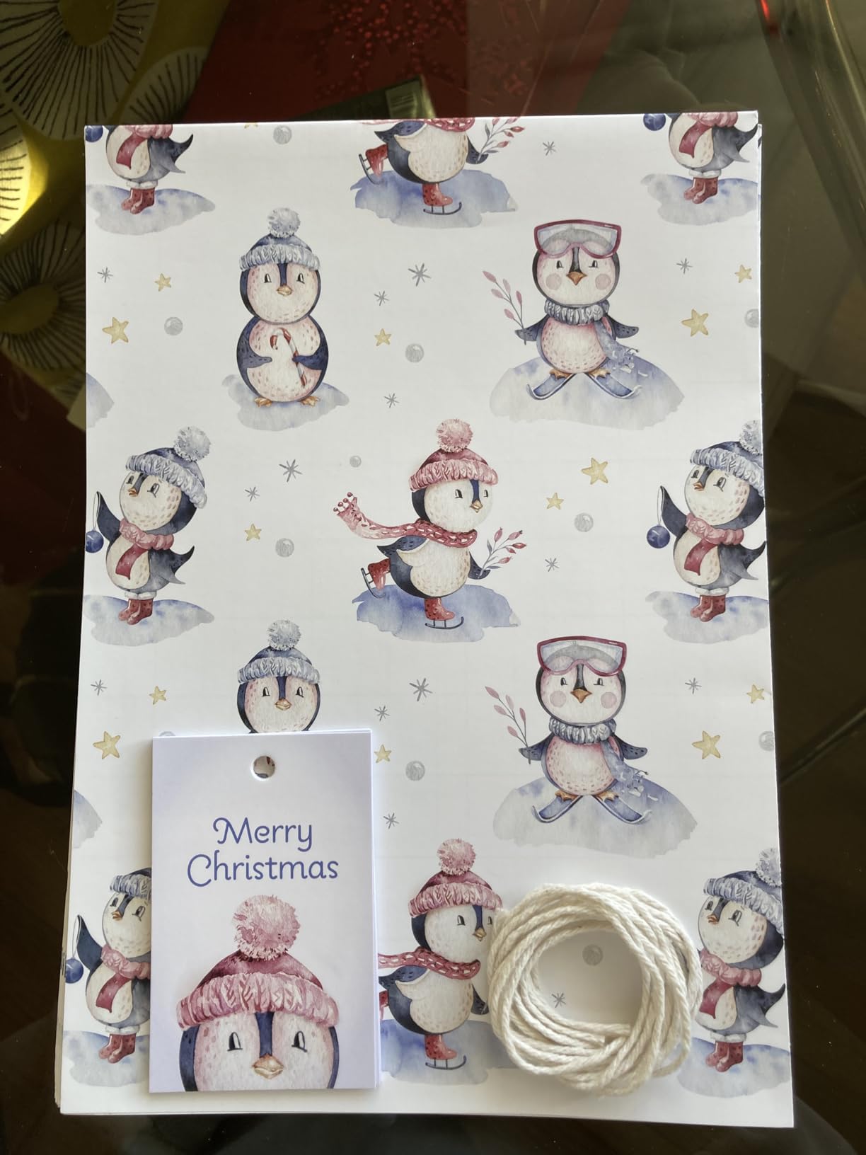 Christmas Wrapping Paper. 8 XL Sheets (50 x 70cm). Cute Penguin design ...