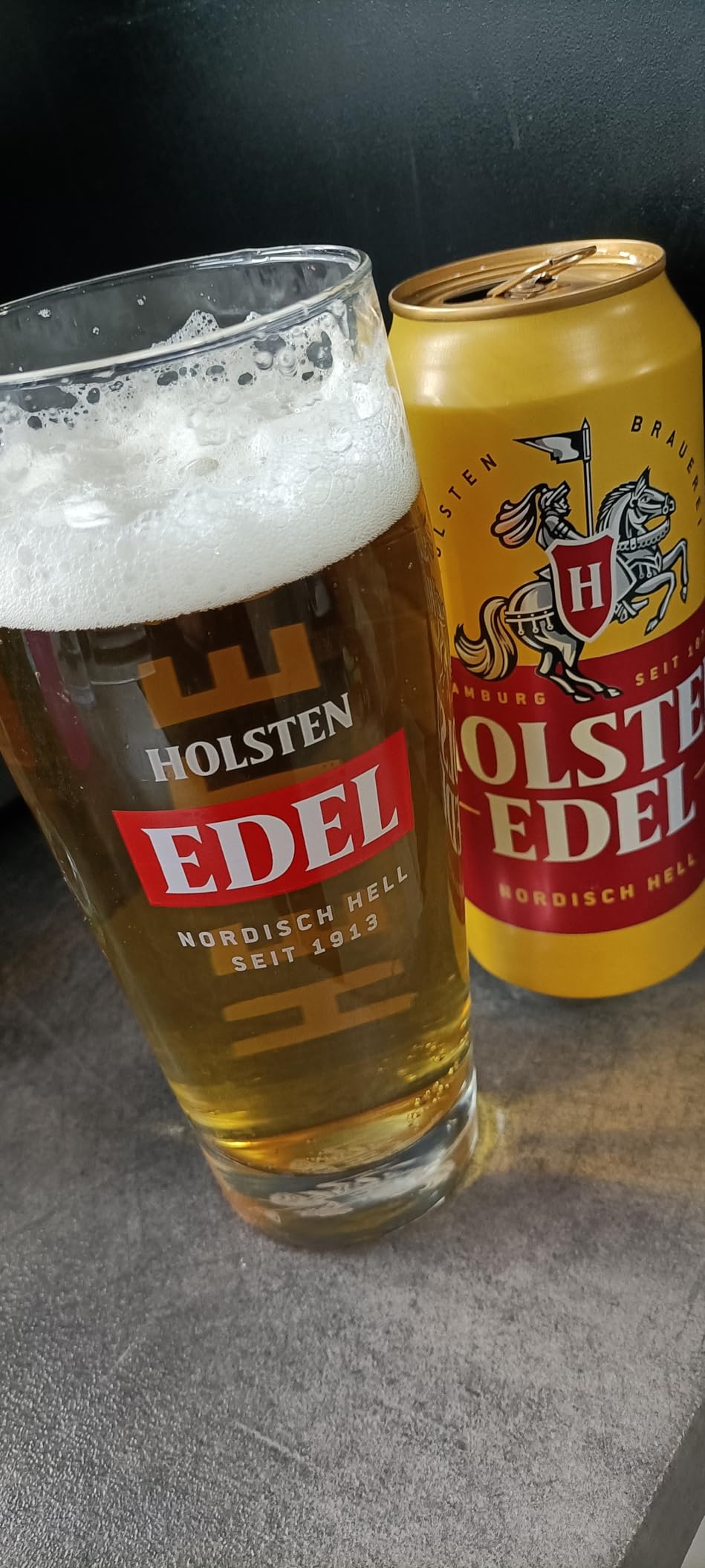 Holsten EDEL 4,8 % Vol. |24 Dosen Helles Bier 0,5 unvergleichlich mild ...