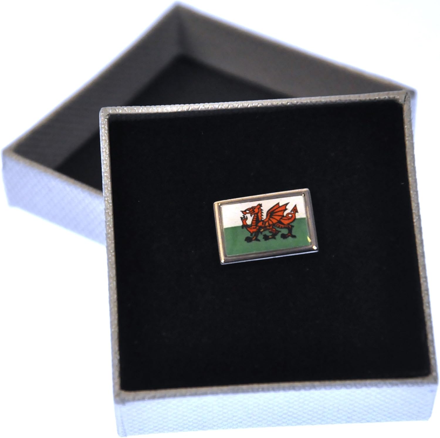 Welsh Dragon Flag Enamel Lapel Pin : Amazon.ca: Patio, Lawn & Garden