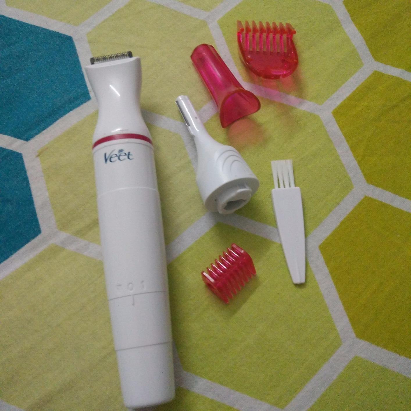 Veet Sensitive Touch Electric Trimmer for Women (Pink) : Amazon.in ...