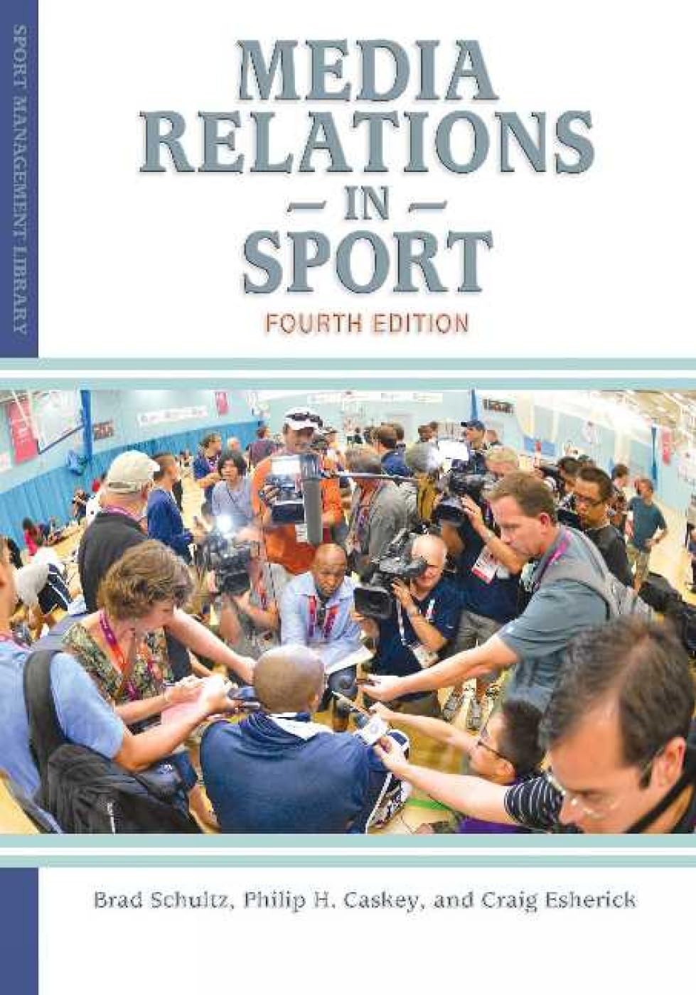 Amazon.com: Media Relations in Sport: 9781935412946: Schultz, Brad ...