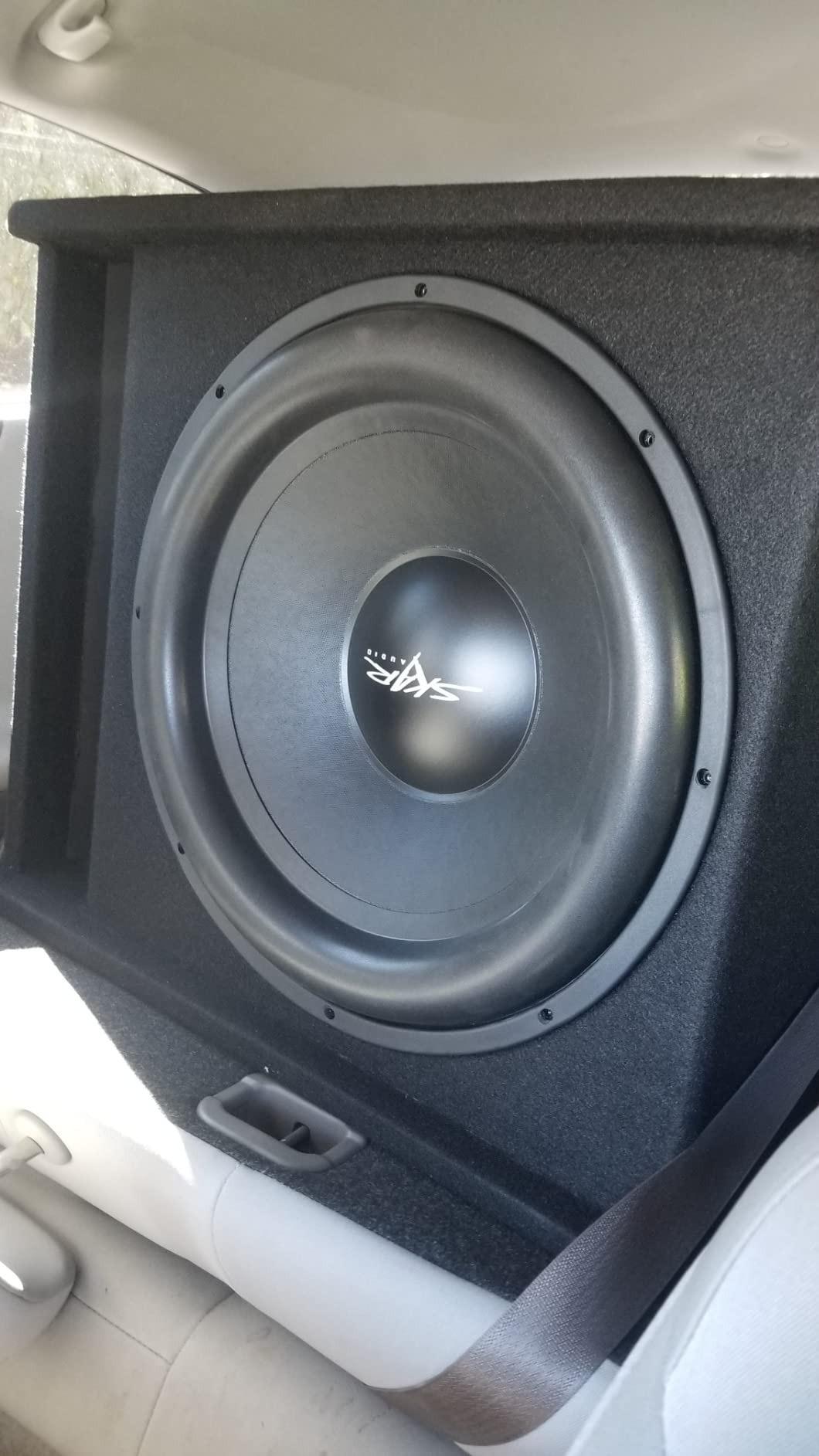 $26/mo - Finance Skar Audio Single 18" 1200W Loaded SDR Series Vented ...