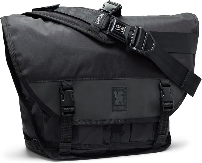 Amazon.com: Chrome Industries Citizen Messenger Bag for Men & Women ...