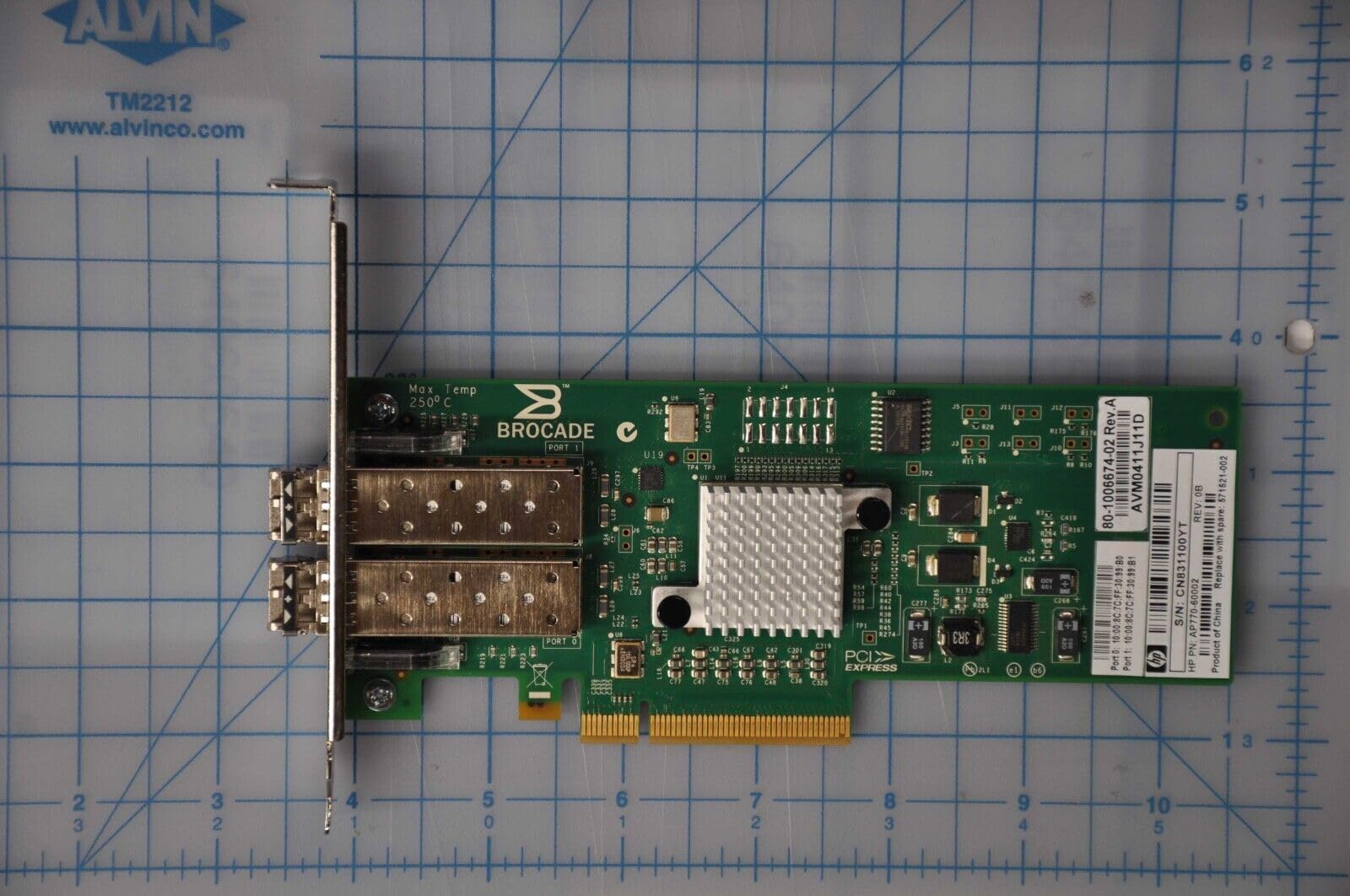 Amazon.com: HP 82B 8Gb 2-port PCIe Fibre Channel Host Bus Adapter ...