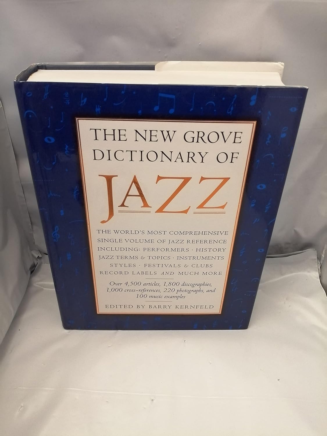 The New Grove Dictionary of Jazz: Kernfeld, Barry (ed): 9780312113575 ...