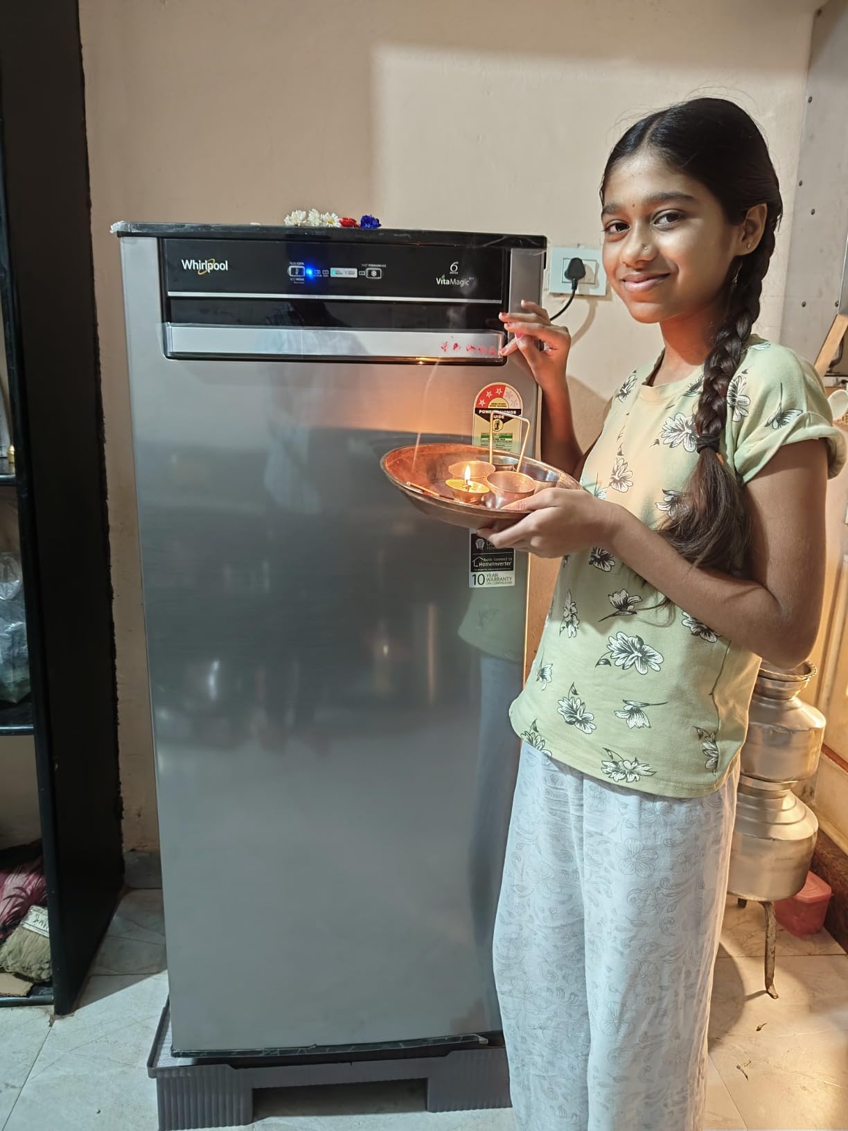 Whirlpool 192 L 3 Star Vitamagic PRO Frost Free Direct-Cool Single Door ...