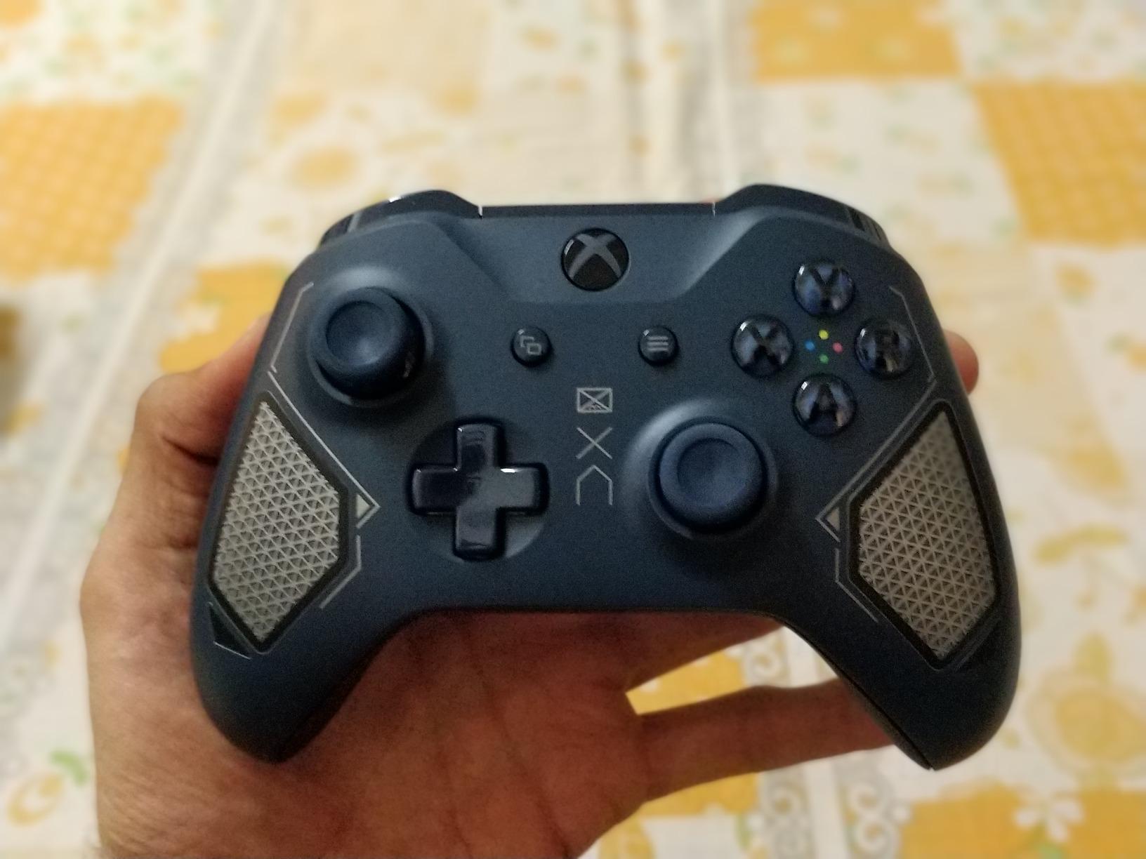 Microsoft Xbox One Wireless Controller Patrol Tech - Special Edition ...