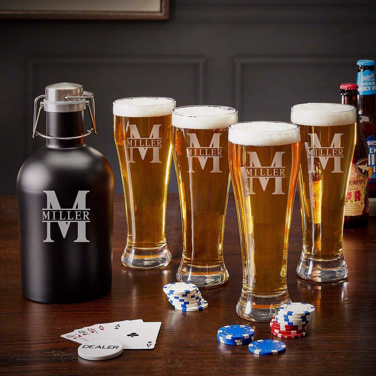 Amazon.com: Custom Beer Growler with Pilsner Glasses - Oakmont Design ...