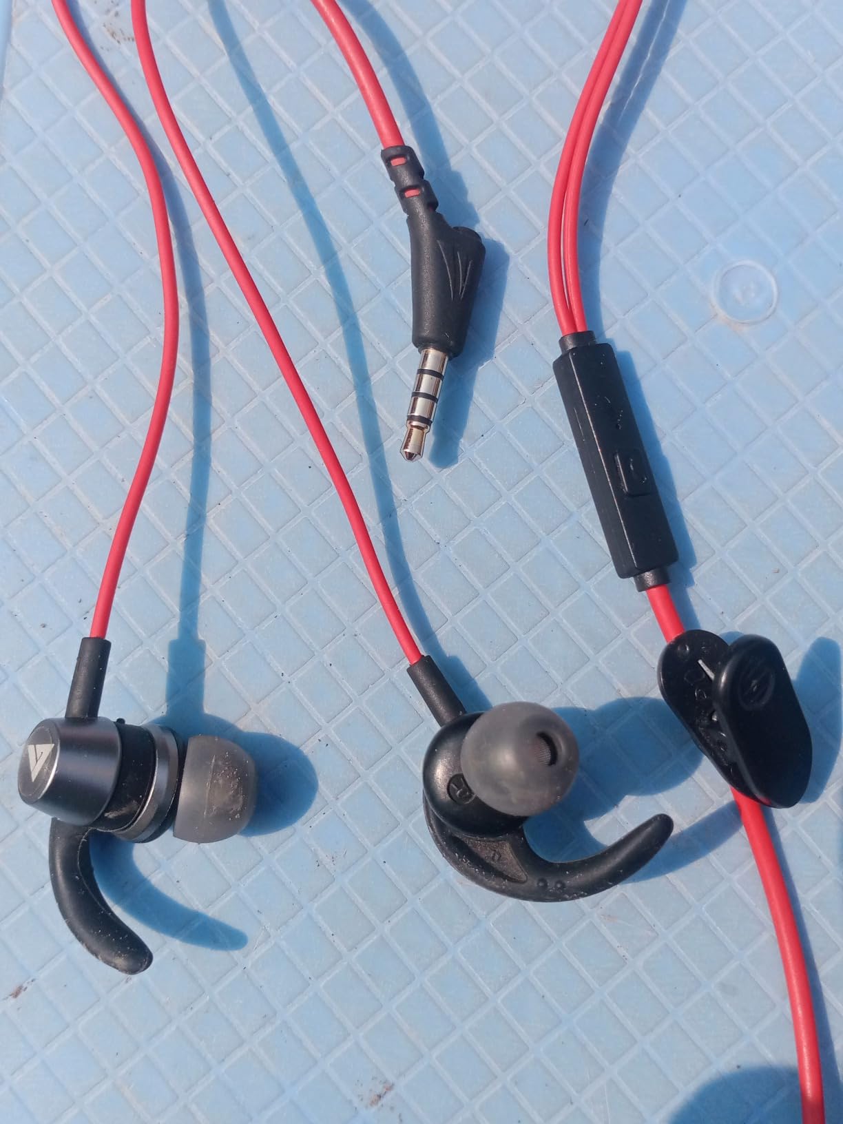 Boult Audio X1 Pro Wired Earphones with Type-C Port, 10mm Bass Drivers ...