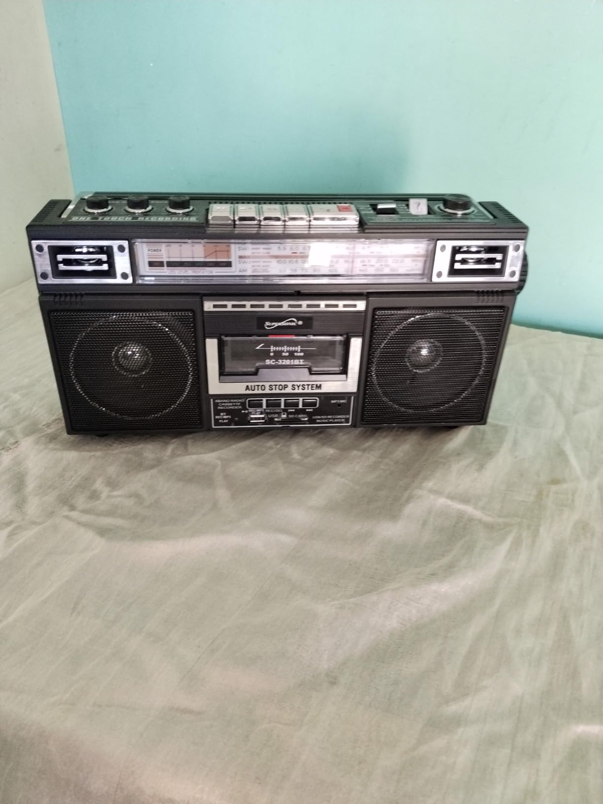 Super Sonic Radio Supersonic SC-3201BT Retro 4-Band Radio & Cassette ...