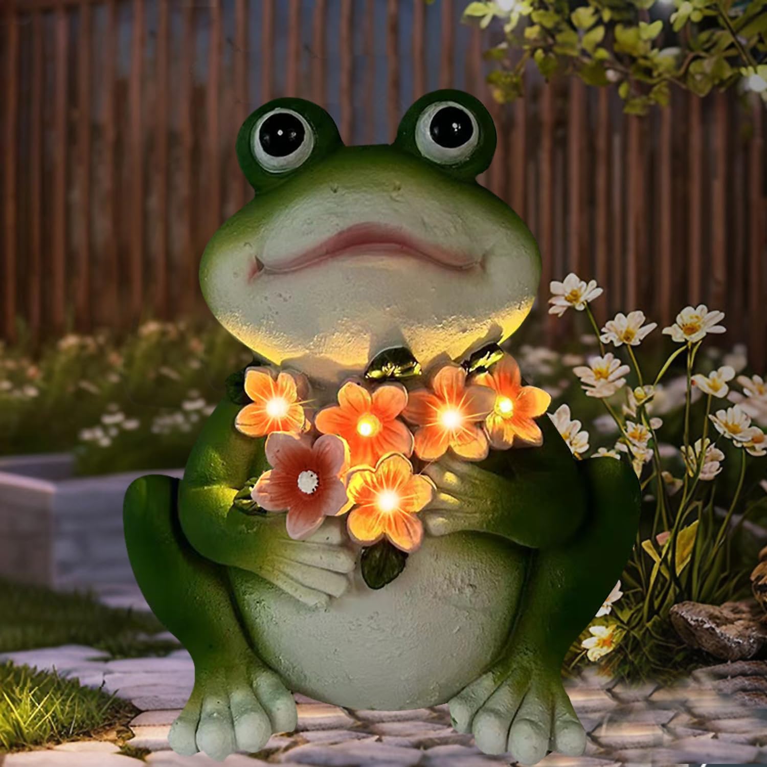 Amazon.com: Bo Toys Solar Powered Frog with 2 Birds Outdoor LED Garden ...