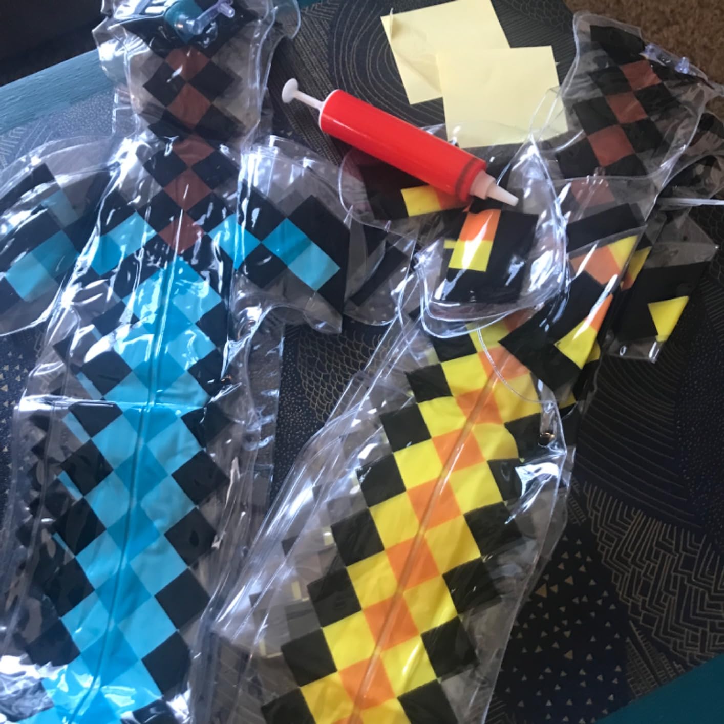 Amazon.com: Ezala 10 Pcs Inflatable Swords Weapon for Kids Party Favors ...