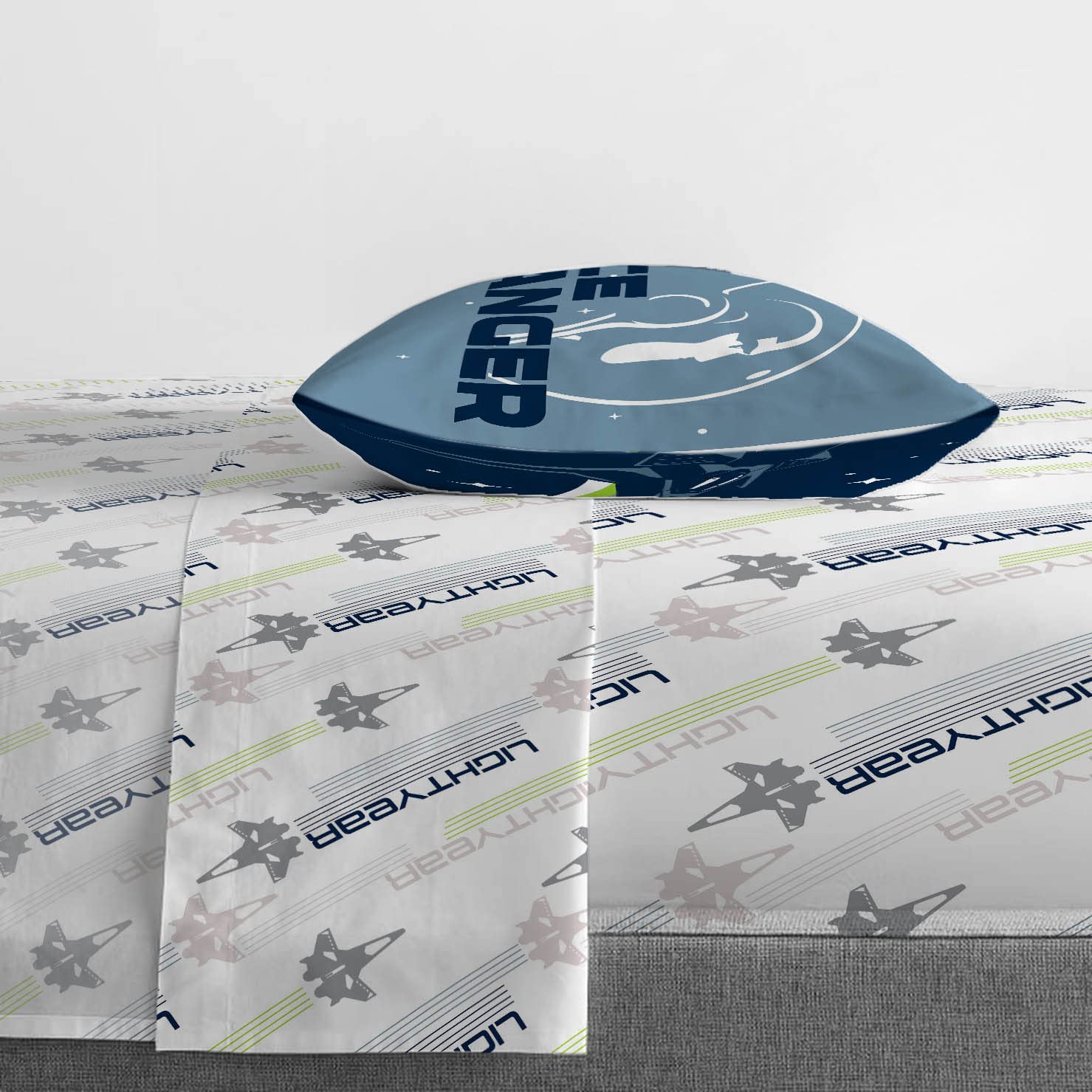 Snapklik.com : Jay Franco Disney Pixar Lightyear Space Command 5 Piece ...