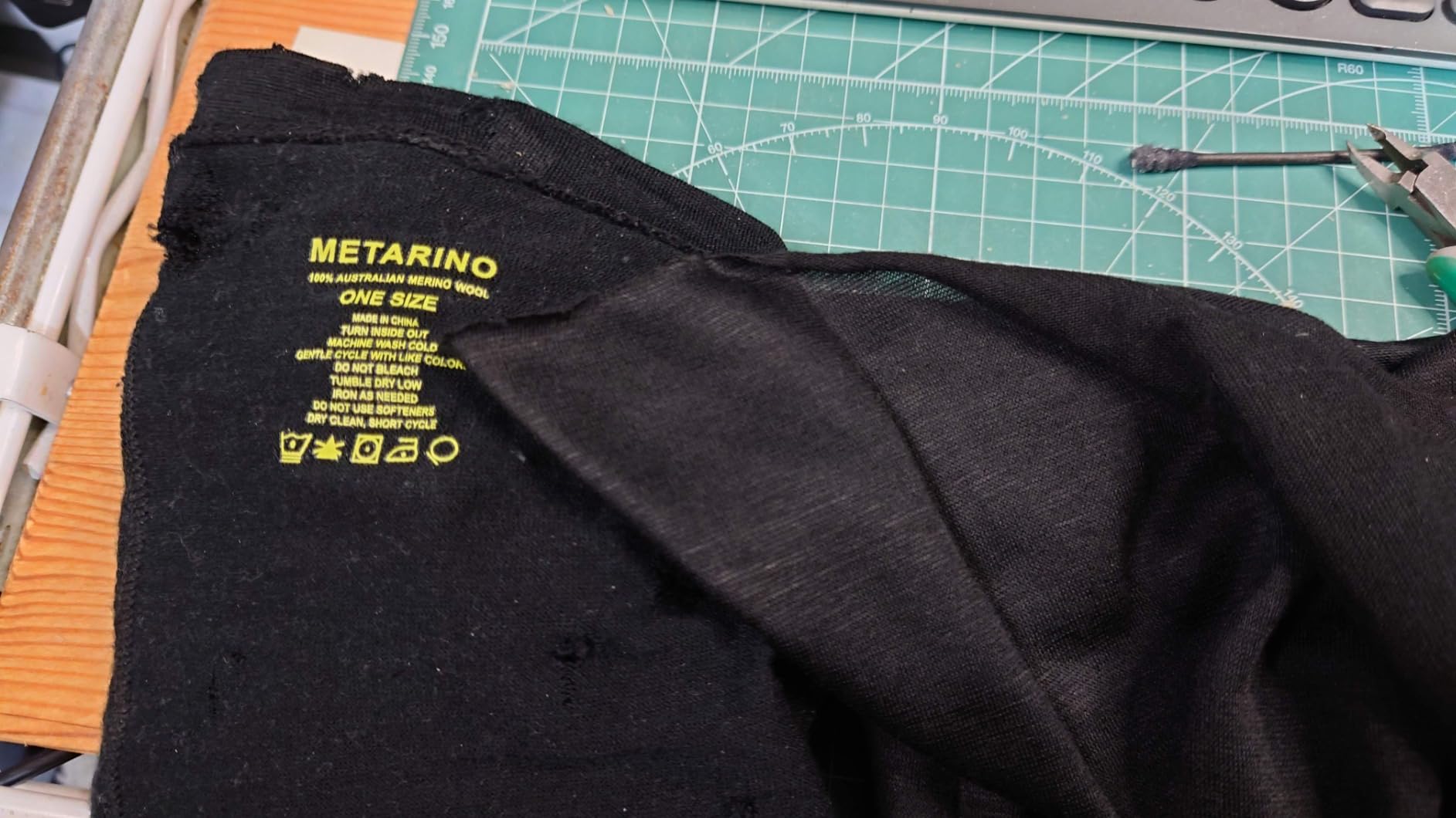 Amazon | [METARINO]ネックウォーマー 天然メリノウール100% 冬用 防寒保温 小顔効果 多機能 軽量 おしゃれ ネック ...