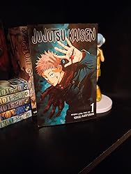Amazon.com: Jujutsu Kaisen, Vol. 1 (1): 9781974710027: Akutami, Gege: Books