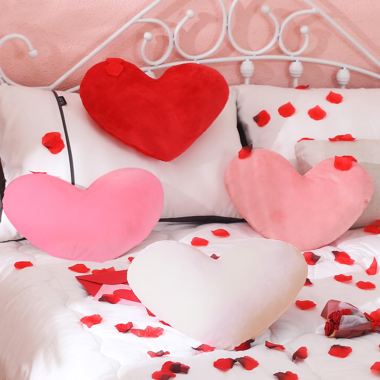 Amazon.com: Suzile 4 Pcs Heart Pillows Valentine's Day Heart Shape ...