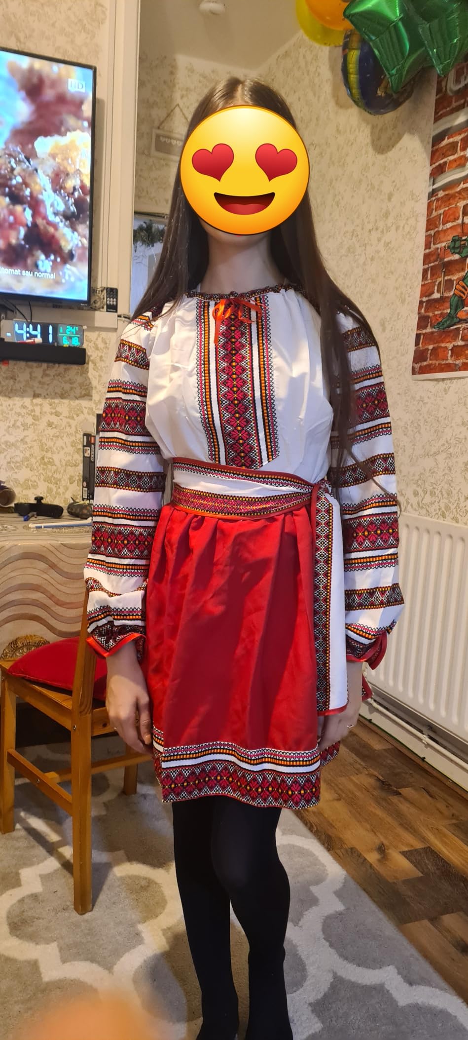 TRADITIONAL ROMANIAN COSTUMES, COSTUME TRADITIONALE ROMANESTI… : Amazon ...