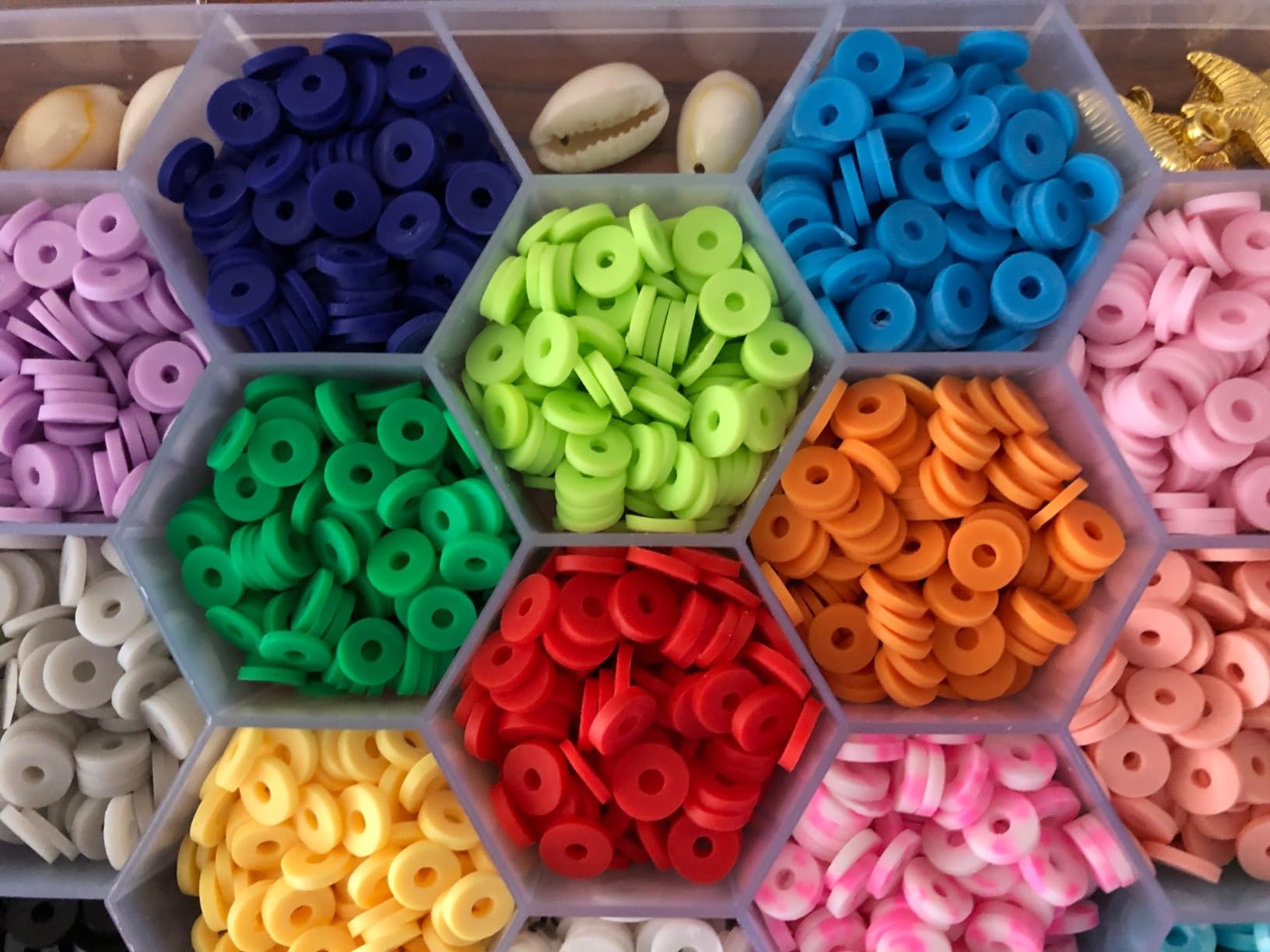 $1/mo - Finance Clay Beads Kit, 6000PCS Friendship Bracelet Making Kit ...