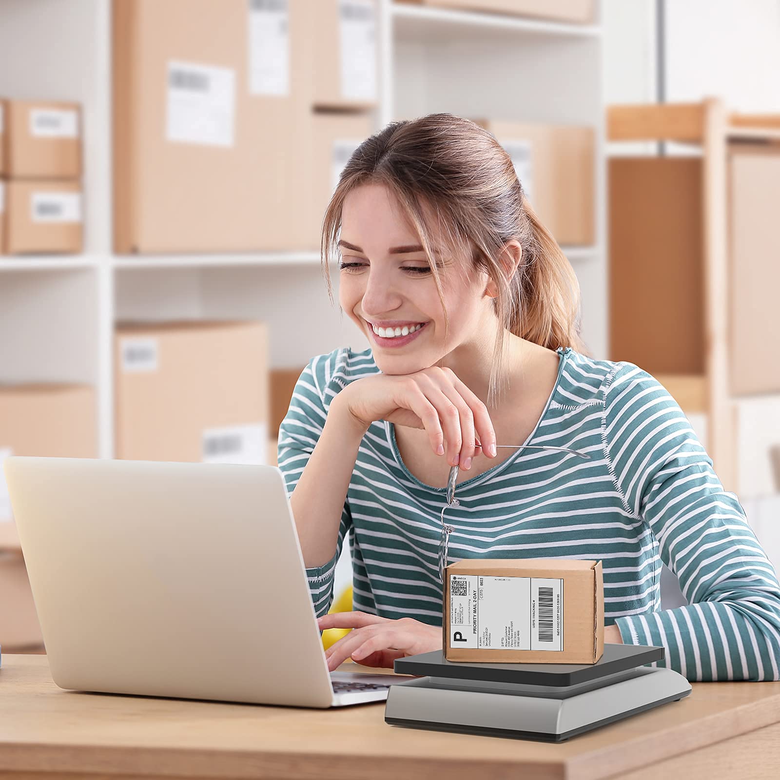 MUNBYN Digital Shipping Scale, 66lb Postal Scale with Hold and Tear ...