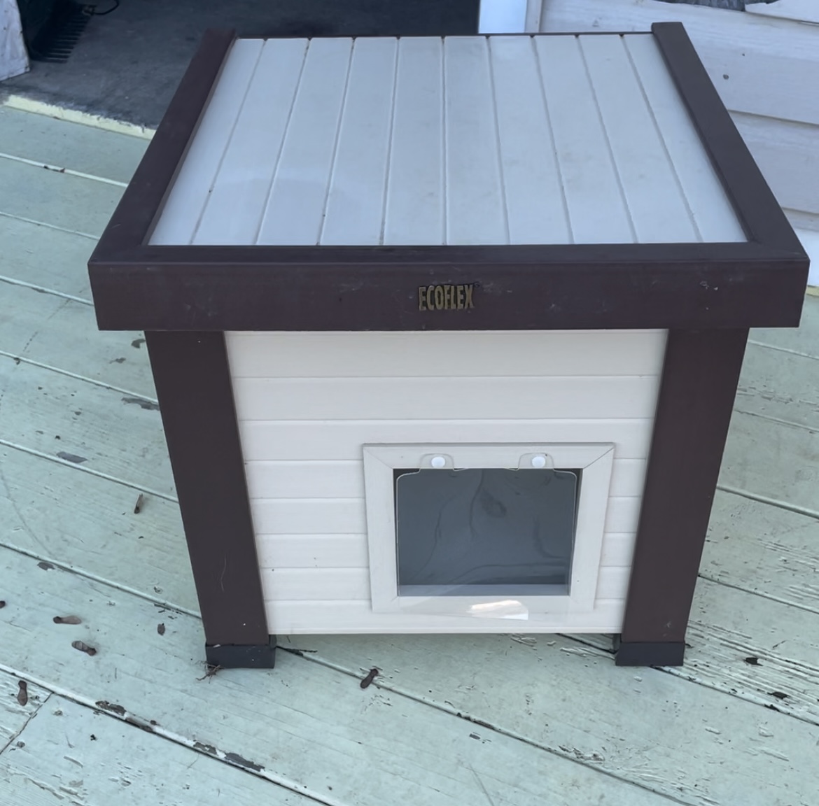 Watch My honest review of this pet house on Amazon Live